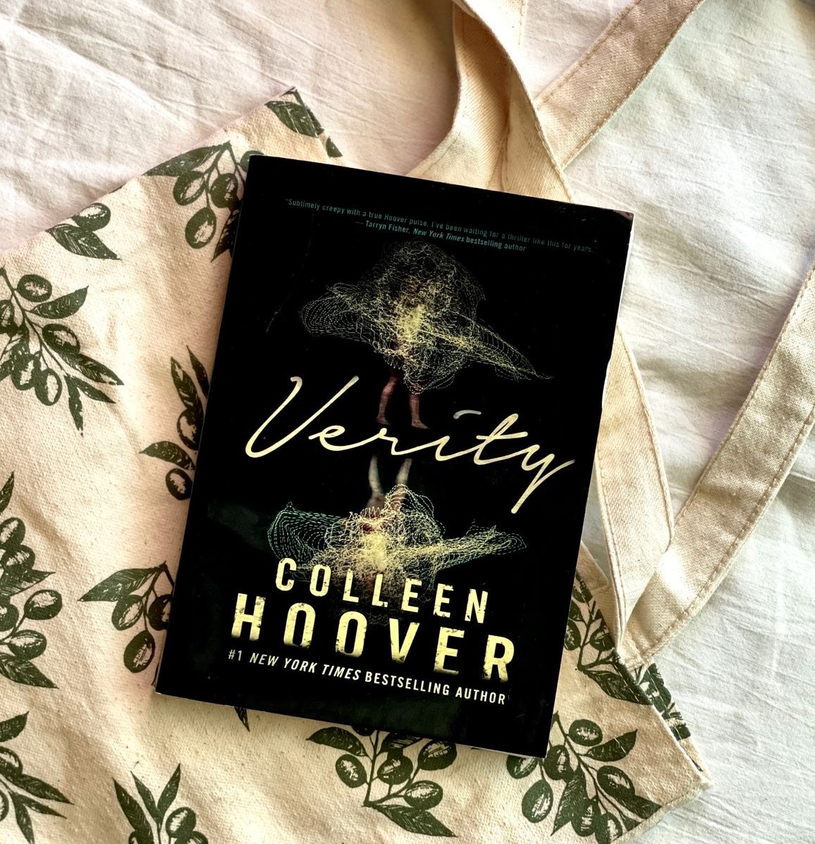 5 Best Colleen Hoover Books Reviewed | Read & Blog